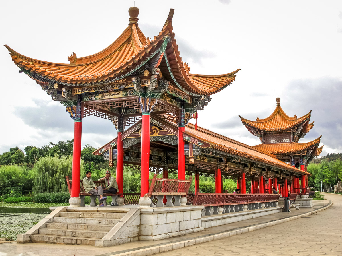 Signs of life in Chenggong: Luolong Park | GoKunming